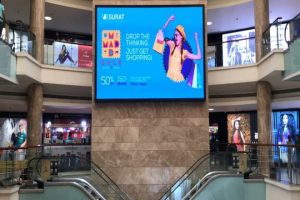 How To Optimize The Use Experience Of LED Displays In Shopping Malls ...