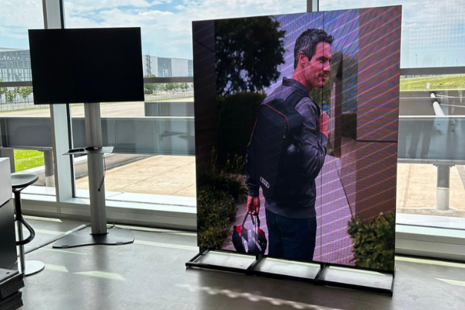 Are Ultra-Thin LED Poster Screens Used In Airport Terminals? - LED ...